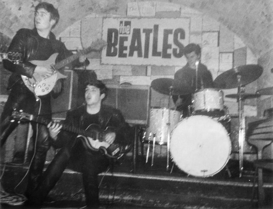 THE BEATLES FIRST PERFORMANCE AT THE CAVERN IN LIVERPOOL- AFTER RETURN ...
